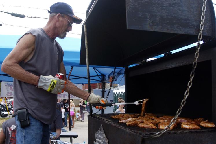 Who let the hogs out? | Local News | thenewsenterprise.com