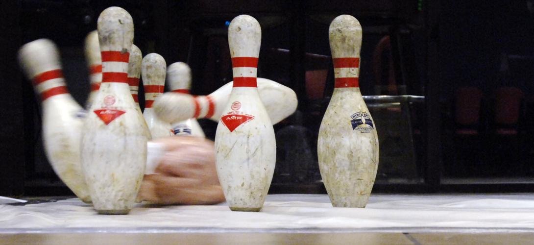 Faces & Places - Frozen Turkey Bowling | Features | thenewsenterprise.com