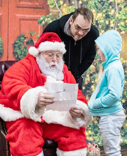 For sure, Santa to be at Light Up Radcliff | Local News ...