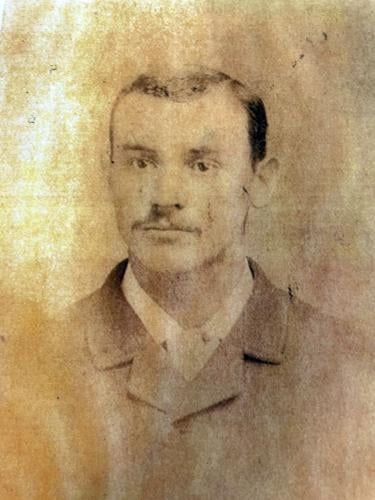 Captain Jacob Van Meter Chapter DAR members gather for October meeting ...