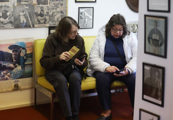 Postal workers join esteemed halls of local Black history gallery ...