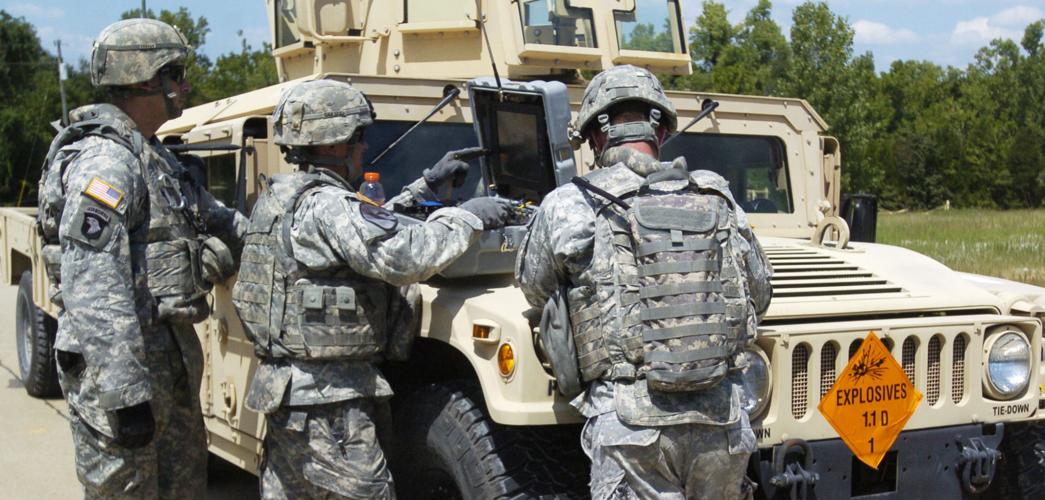 PHOTOS: Explosive Ordnance Disposal Team of the Year competition ...