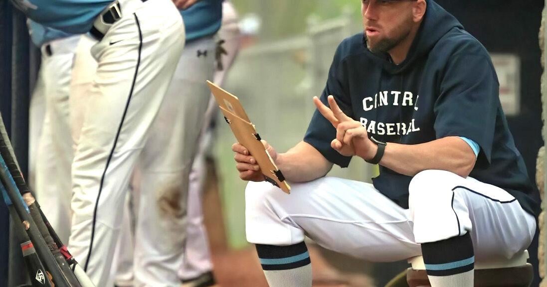 Central Hardin alum, ex-pro Delabar to lead baseball program | High ...