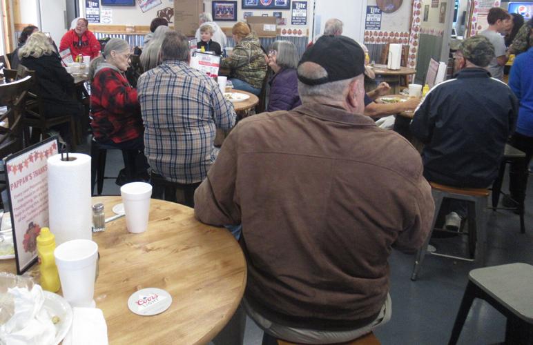 Elizabethtown restaurant brings Thanksgiving to town a day early ...