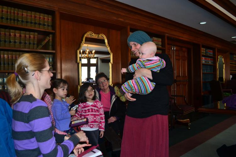 Hospitals question safety, business model of alternative birthing ...