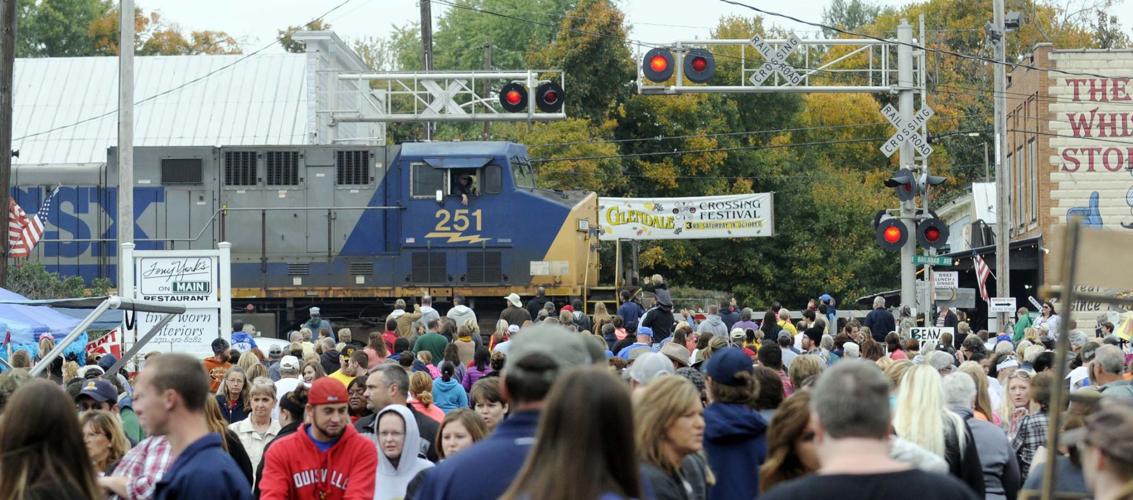 Glendale Crossing Festival a fall favorite for many | Local News ...