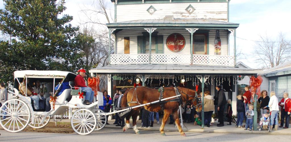 Christmas in the Country returns in Glendale | Local News ...