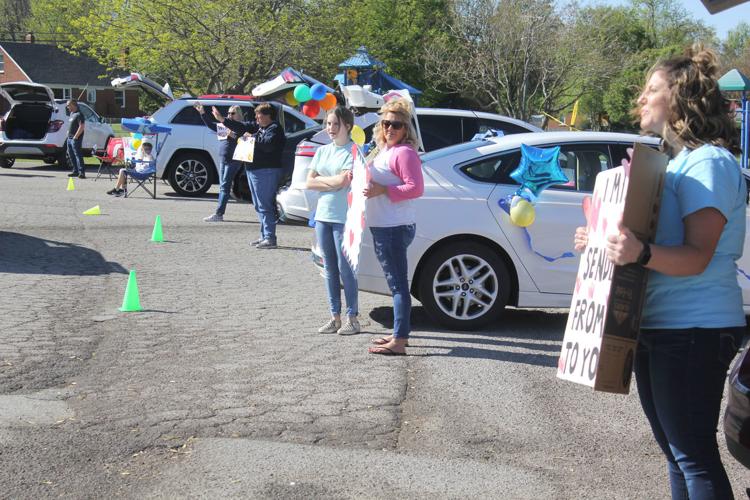 Drive-thru parade | Local News | thenewsenterprise.com