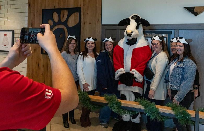 Chick-fil-A opens its second restaurant in Elizabethtown | Local News ...