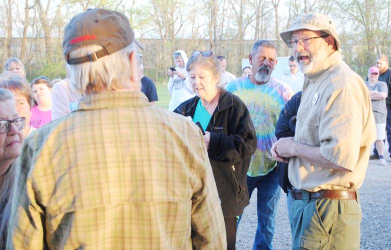 Tree giveaway at Farmers Market grows in popularity | Local News ...