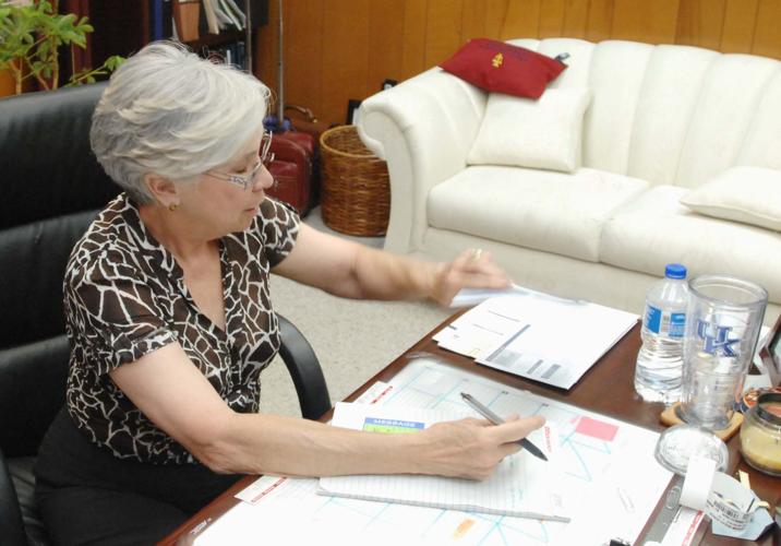Attorney enjoys extra role clowning around | Wednesday's Woman ...