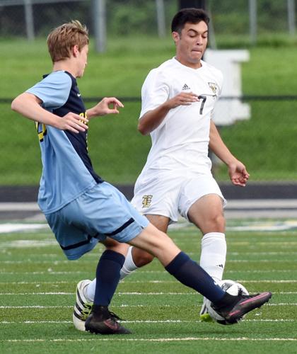 BOYS' PREP SOCCER: E'town edges Bruins (08/19) | Sports ...