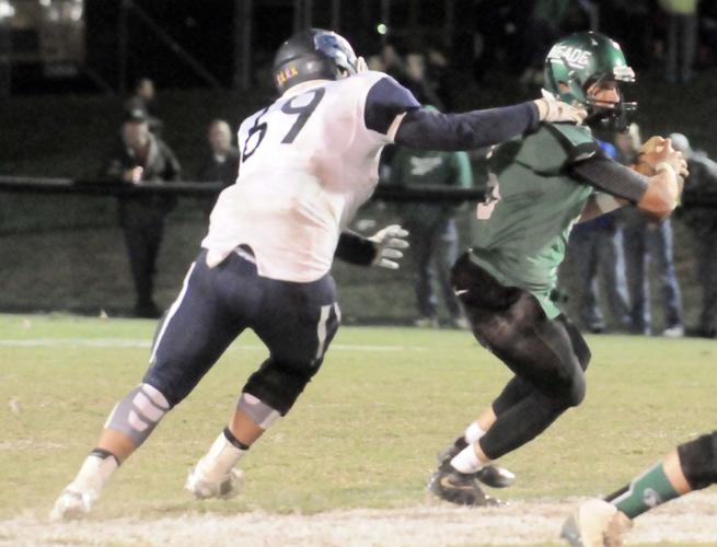 FRIDAY NIGHT FOOTBALL: Central Hardin 41, Meade County 21 (10/17 ...