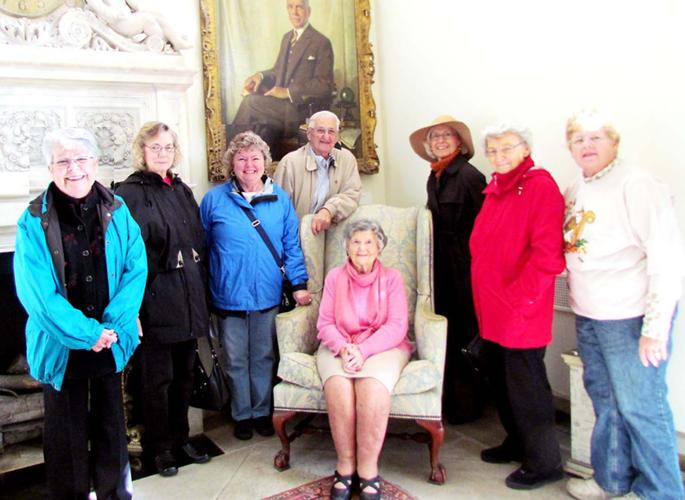 Garden Club of Elizabethtown members welcome Lisa Rhoads | Neighbors ...