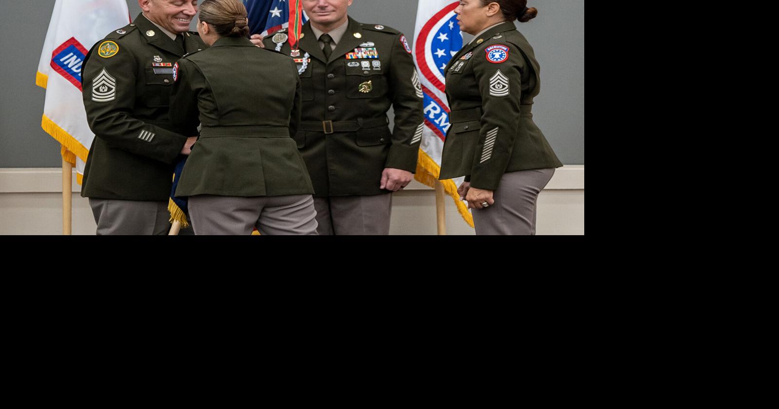 3rd Recruiting Brigade changes responsibility in ceremony ...