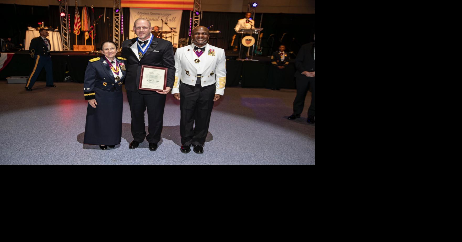 Army HR command chief attributes success to teamwork | Monday's Man ...
