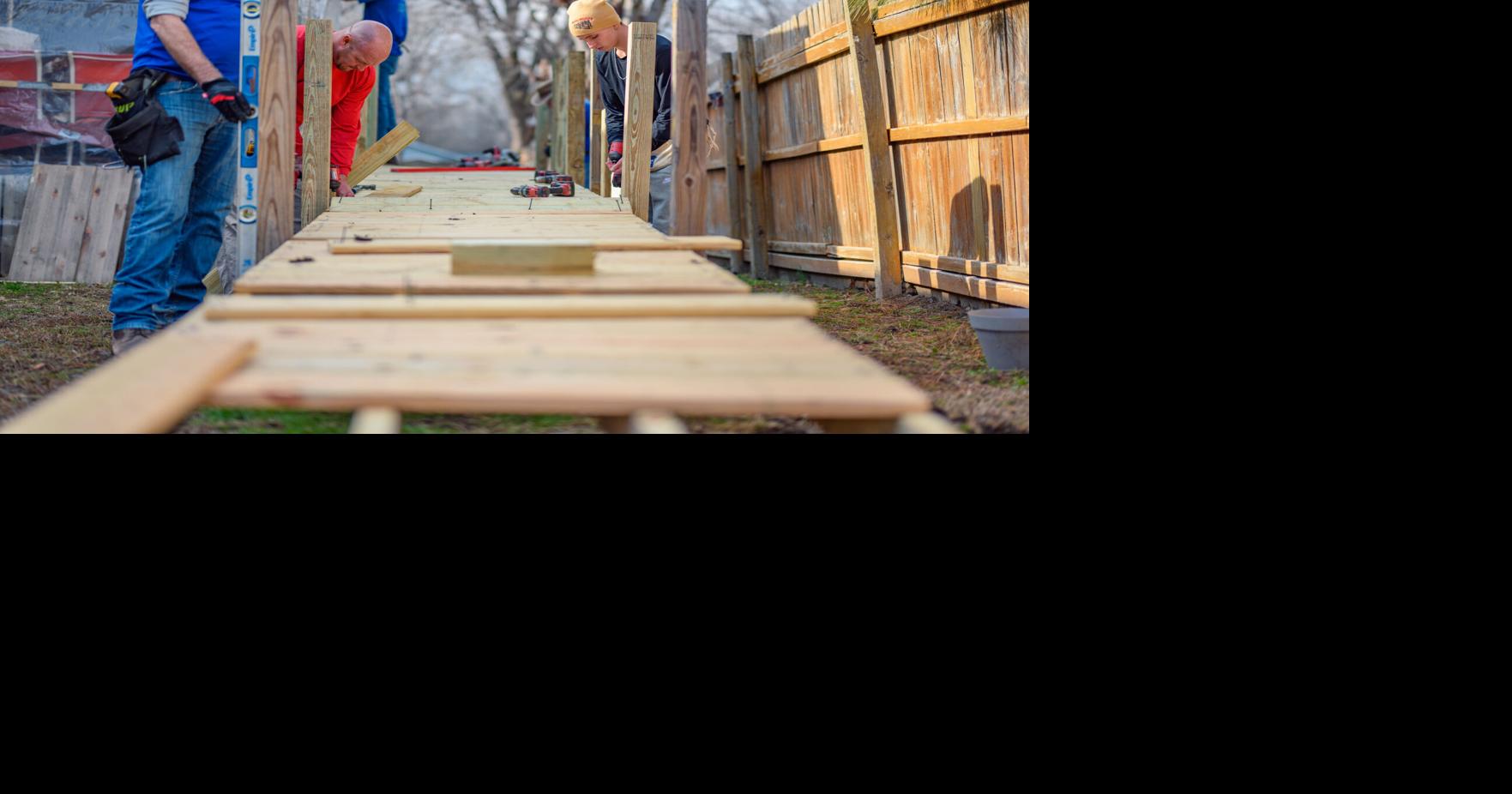 Ramp ministry builds 1,000th walkway | Worship | thenewsenterprise.com