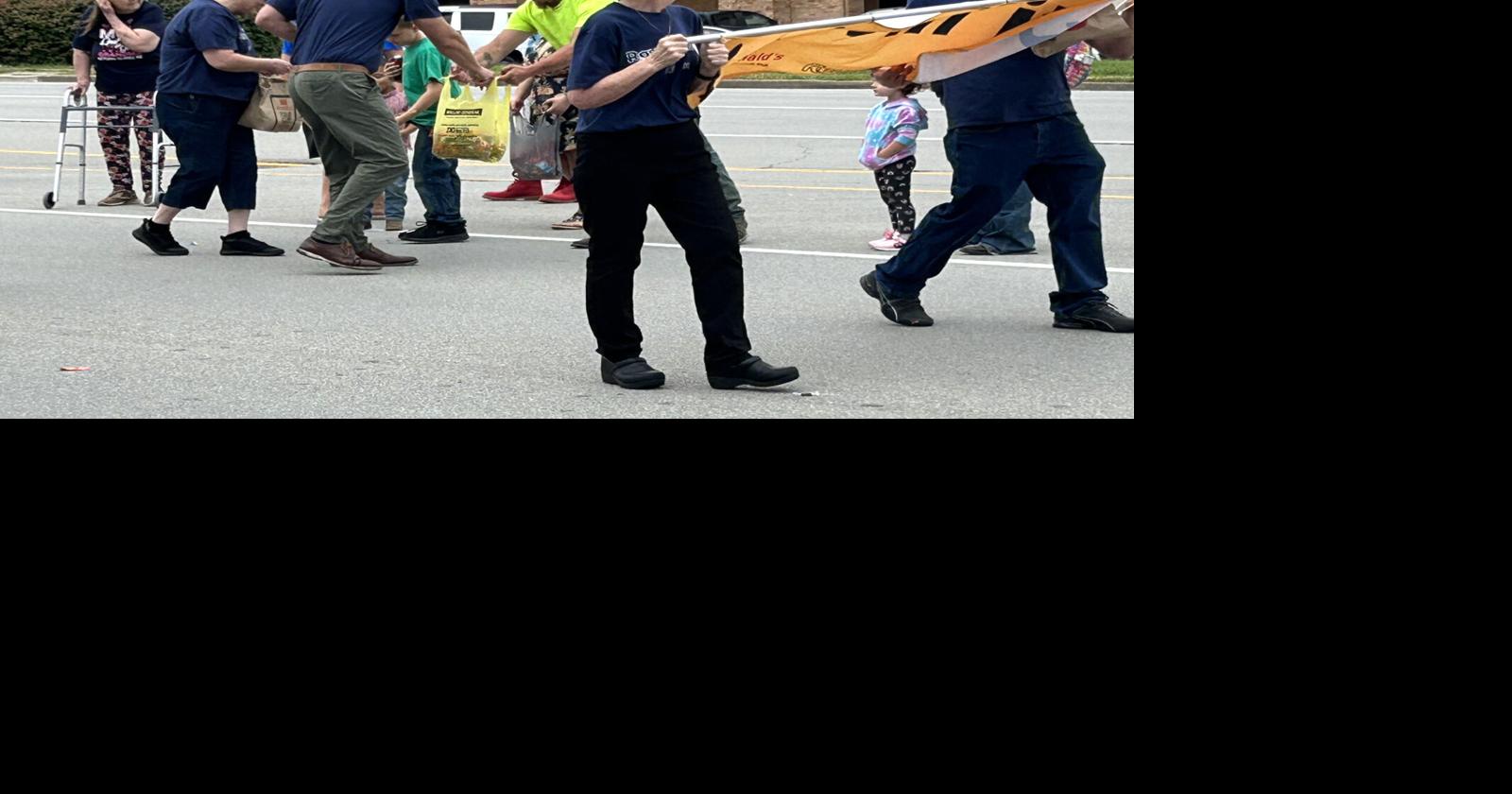 Radcliff parade celebrates prosperous year for city | Local News ...