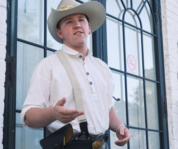 Epperson puts his mark on historical Elizabethtown | Tuesday's Teen ...