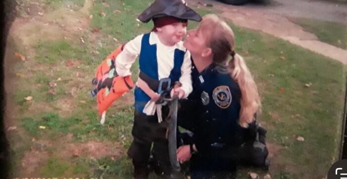 SRO Whalin at home in Vine Grove | Wednesday's Woman ...