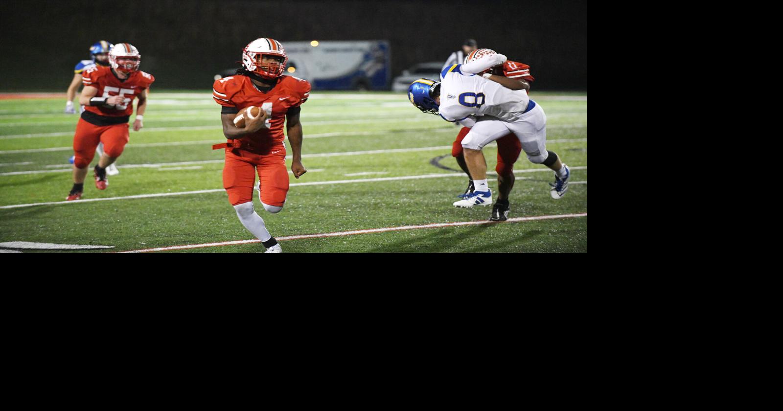 Bulldogs meet Blue Tornadoes as underdogs in playoff second round ...