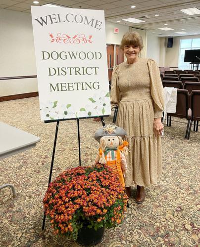 Potted Few members co-host district meeting | Announcements ...