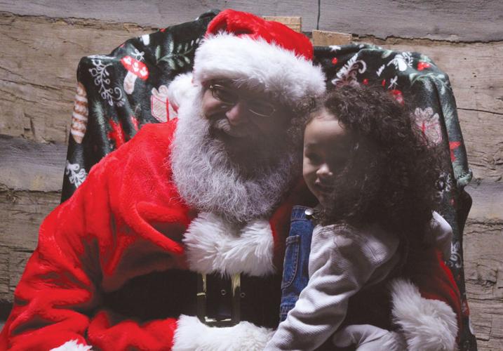 Radcliff's Christmas at the Cabins keeps up cozy tradition | Local News ...