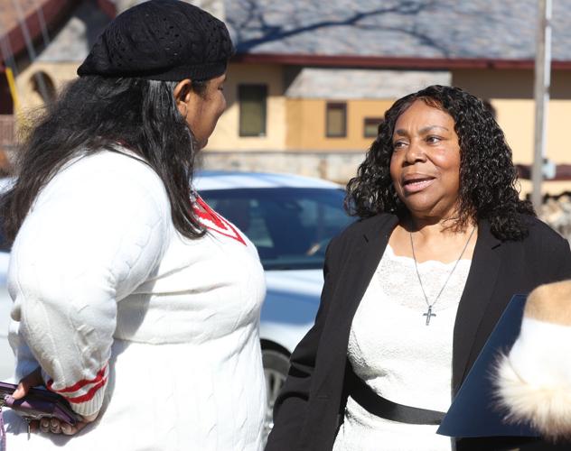 Postal workers join esteemed halls of local Black history gallery ...