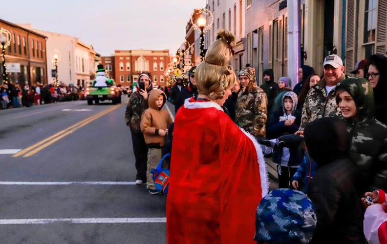 Elizabethtown festivities keep tradition alive, starts new ones | Local ...