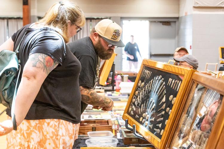 Generations of collectors take advantage or artifact show | Local News ...