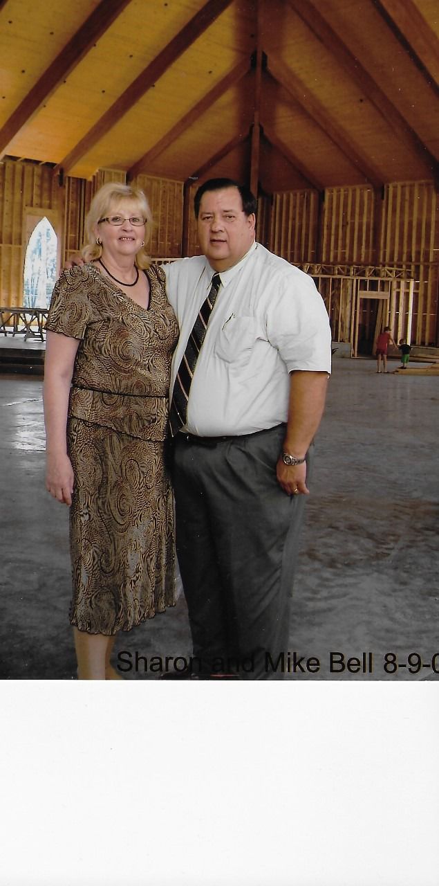 Scholarship named in honor of Mike and Sharon Bell | Local News ...