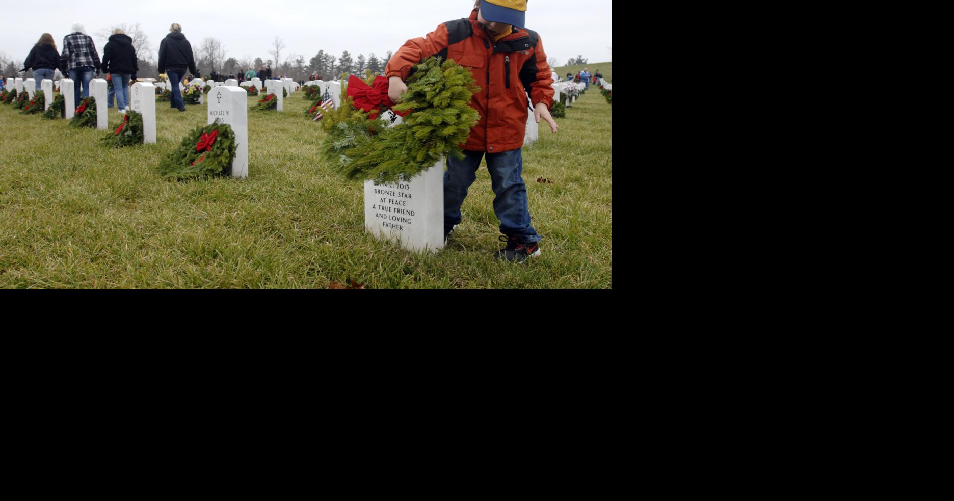 Wreaths of remembrance: Families, volunteers honor veterans at Radcliff ...