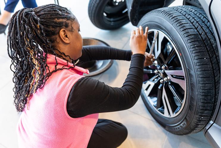 Car clinic geared for women drives knowledge | Local News ...