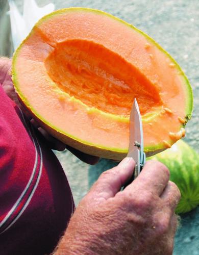 A Visit to the Flea Market | News | thenewsenterprise.com