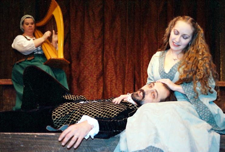 Building the Bard | News | thenewsenterprise.com