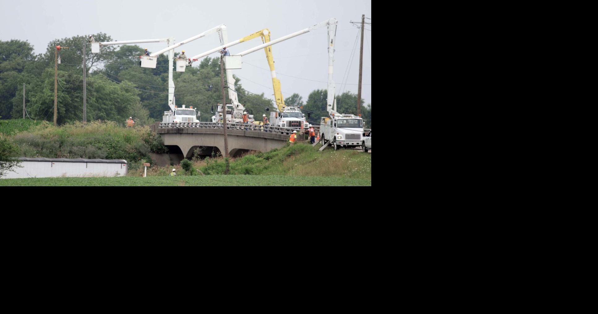 PHOTOS: Crews work over Interstate 65 | Local News | thenewsenterprise.com