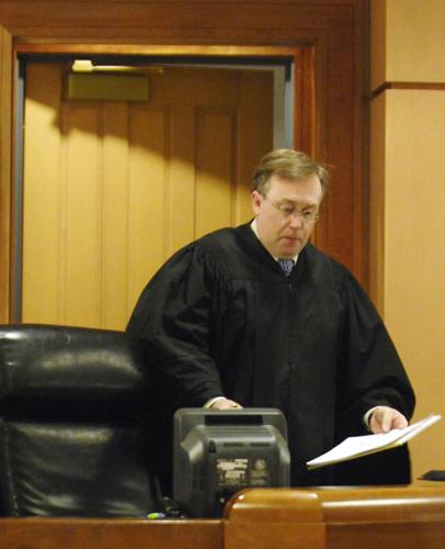All rise: A day in the life of Circuit Judge Kelly Mark Easton | Local ...