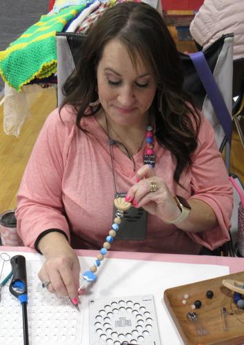 More than 100 vendors carry on tradition at North Pole | Local News ...