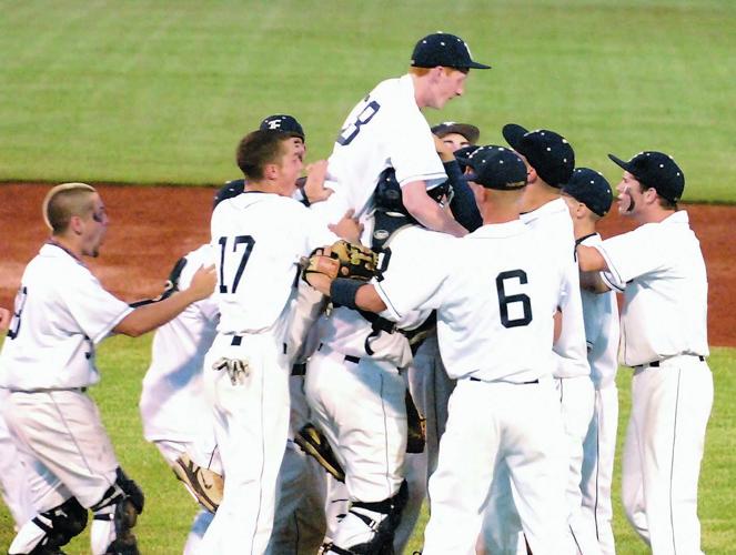 PREP BASEBALL: E'town tops Central for region title (5/28) | Sports ...