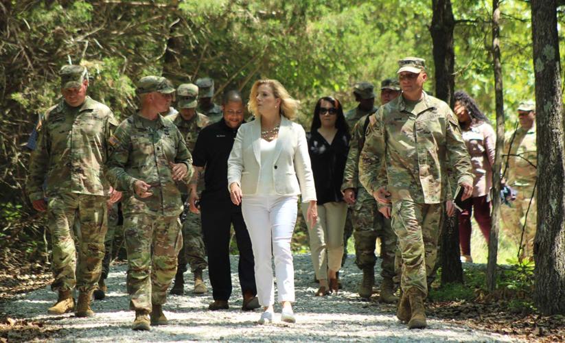 Secretary of Army visits Fort Knox cadets | Local News ...