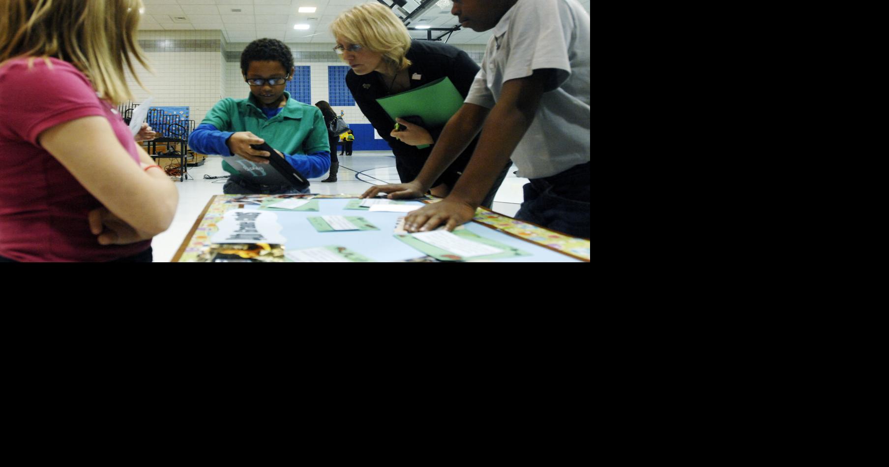 HCS school showcases leadership | Education | thenewsenterprise.com