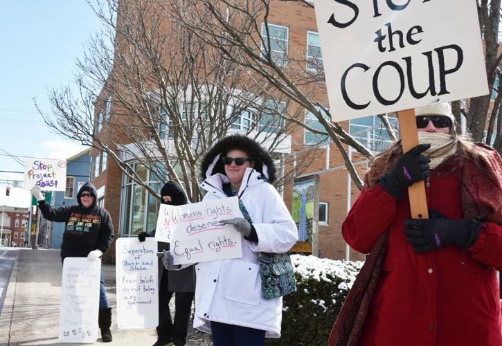 A cold protest | Local News | thenewsenterprise.com