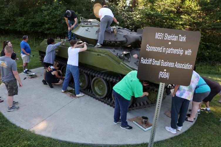 Radcliff organization adopts, paints historic Fort Knox tank | Local ...