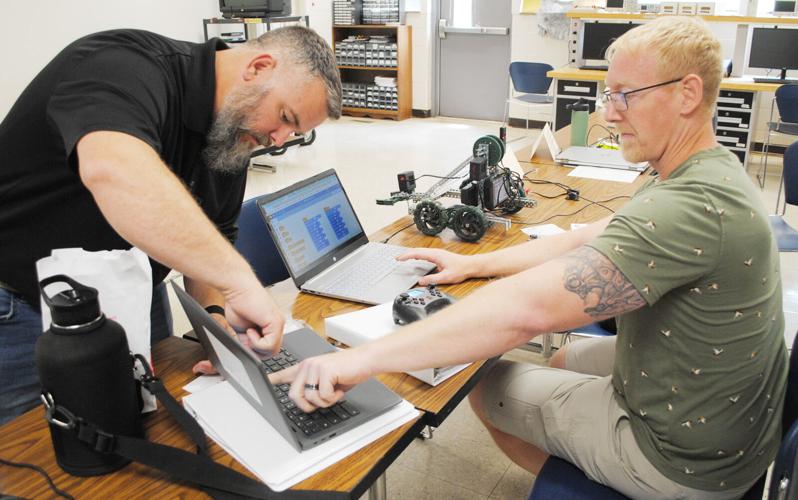 ECTC helping expand, launch VEX robotics in area schools | Local News ...