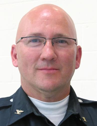 Vine Grove police chief sworn in | Local News | thenewsenterprise.com