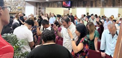 Hispanic prayer movement spreading across America | Worship ...