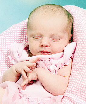 Parents welcome Chloe Danielle Reed | Neighbors | thenewsenterprise.com