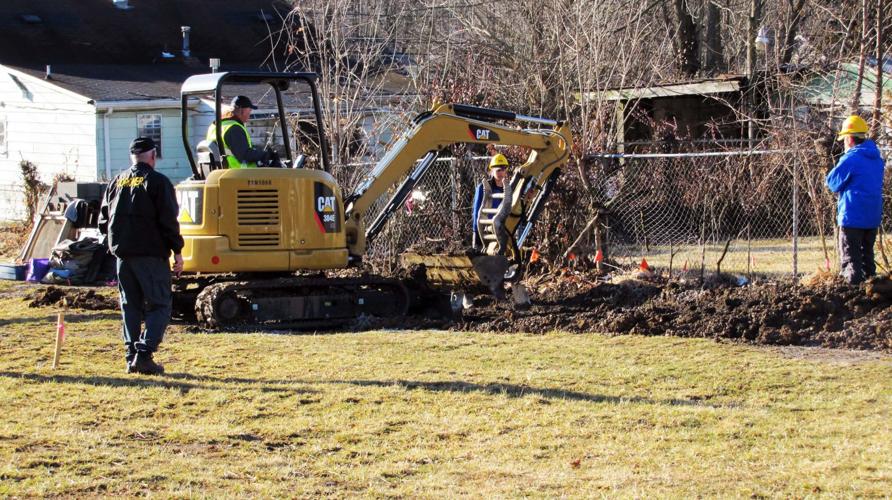 Digging for clues: Search for remains turns up plenty of dirt | Local ...