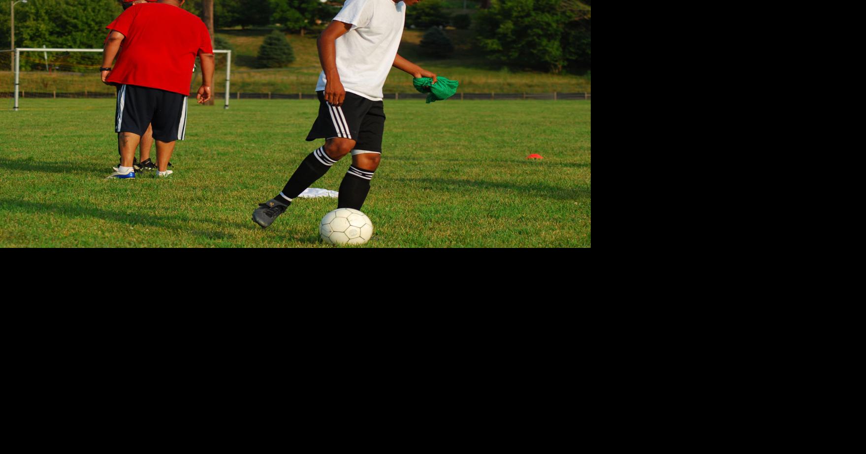 COLLEGE SPORTS: ECTC Barons soccer teams beginning to bond (07/27 ...