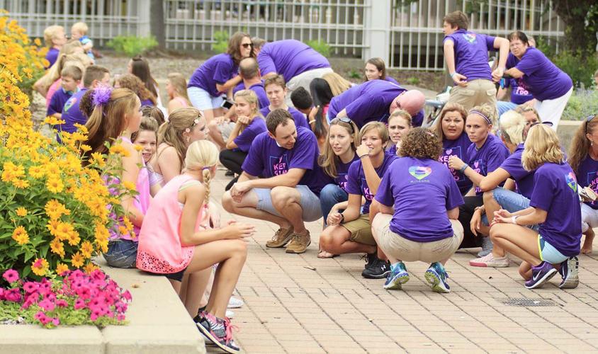 Flash mob proposal takes Elizabethtown woman by surprise | Local News ...